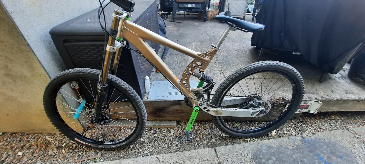 2003 Rocky Mountain Bicycles RM6