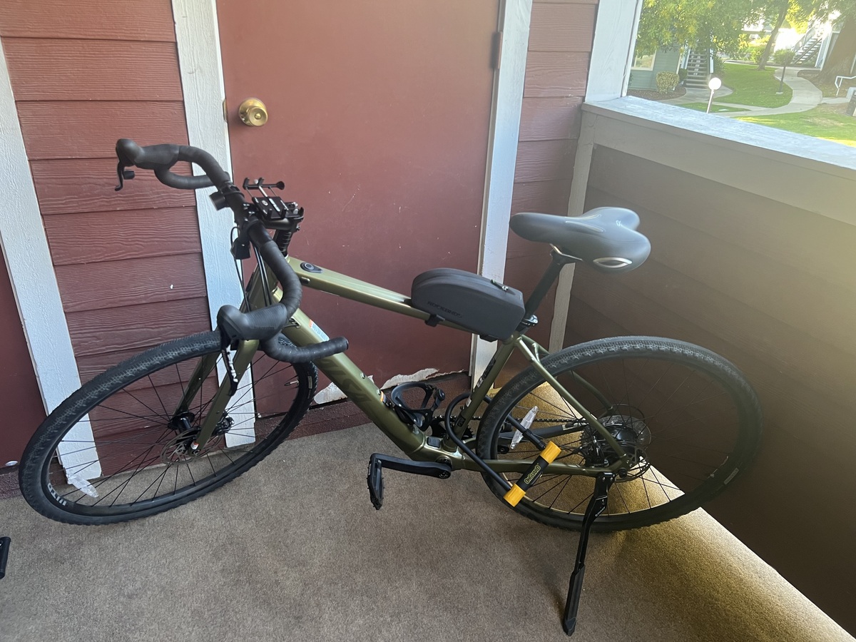 2024 Salsa Confluence Apex 1