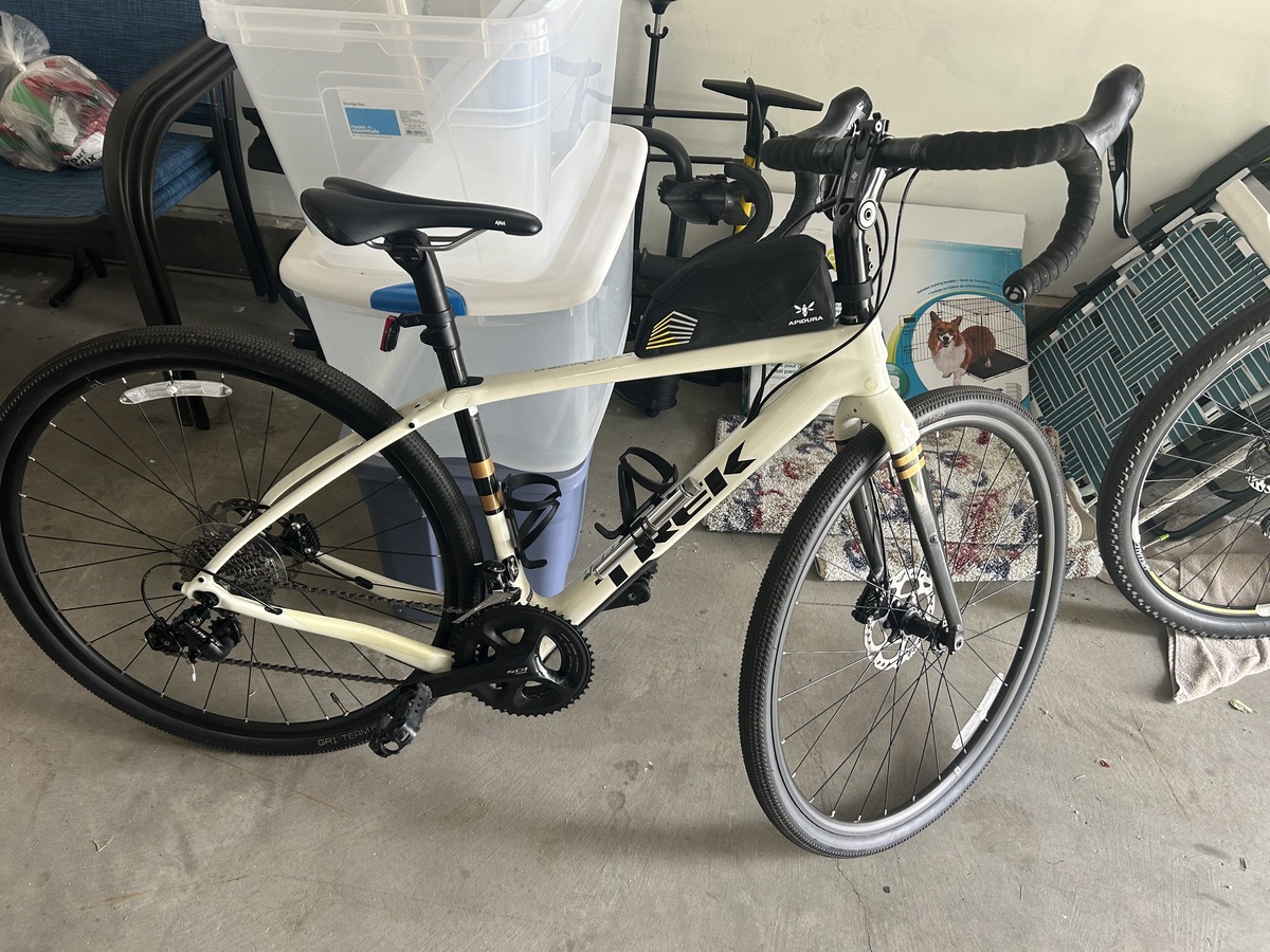 2023 Trek Checkpoint SL5