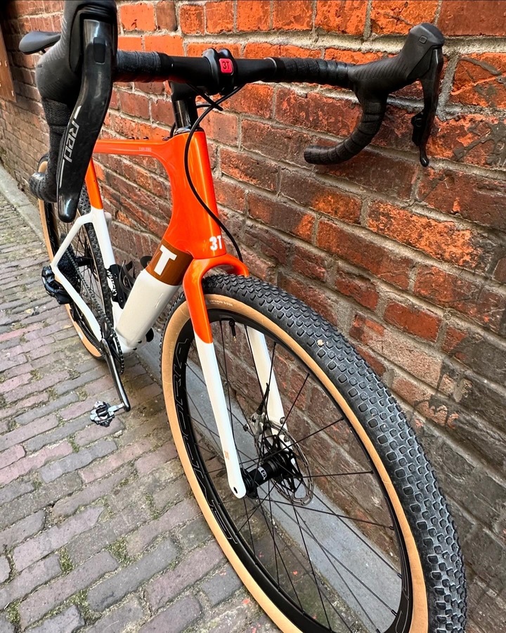 2024 3T Exploro Racemax