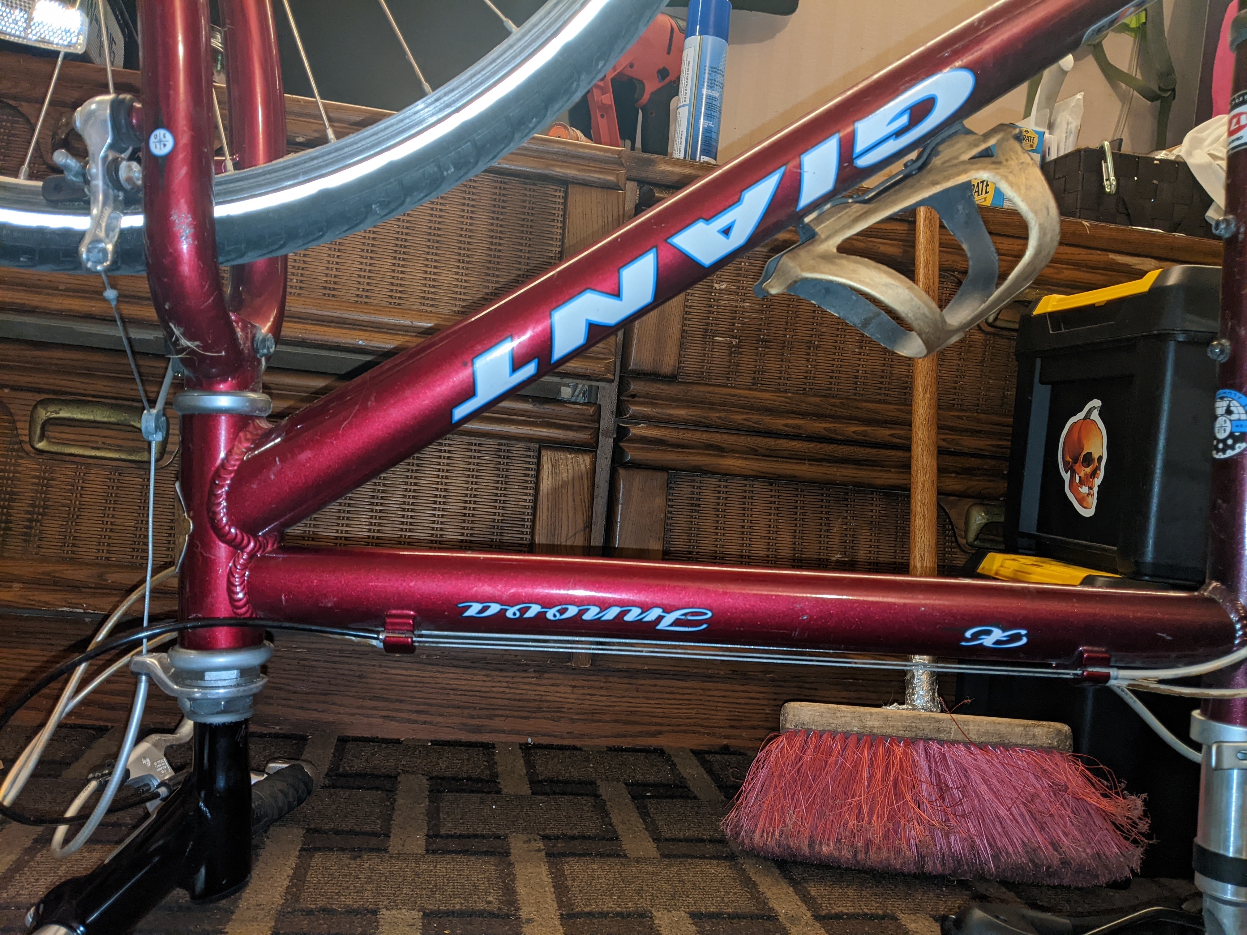 Stolen 2011 Giant Innova