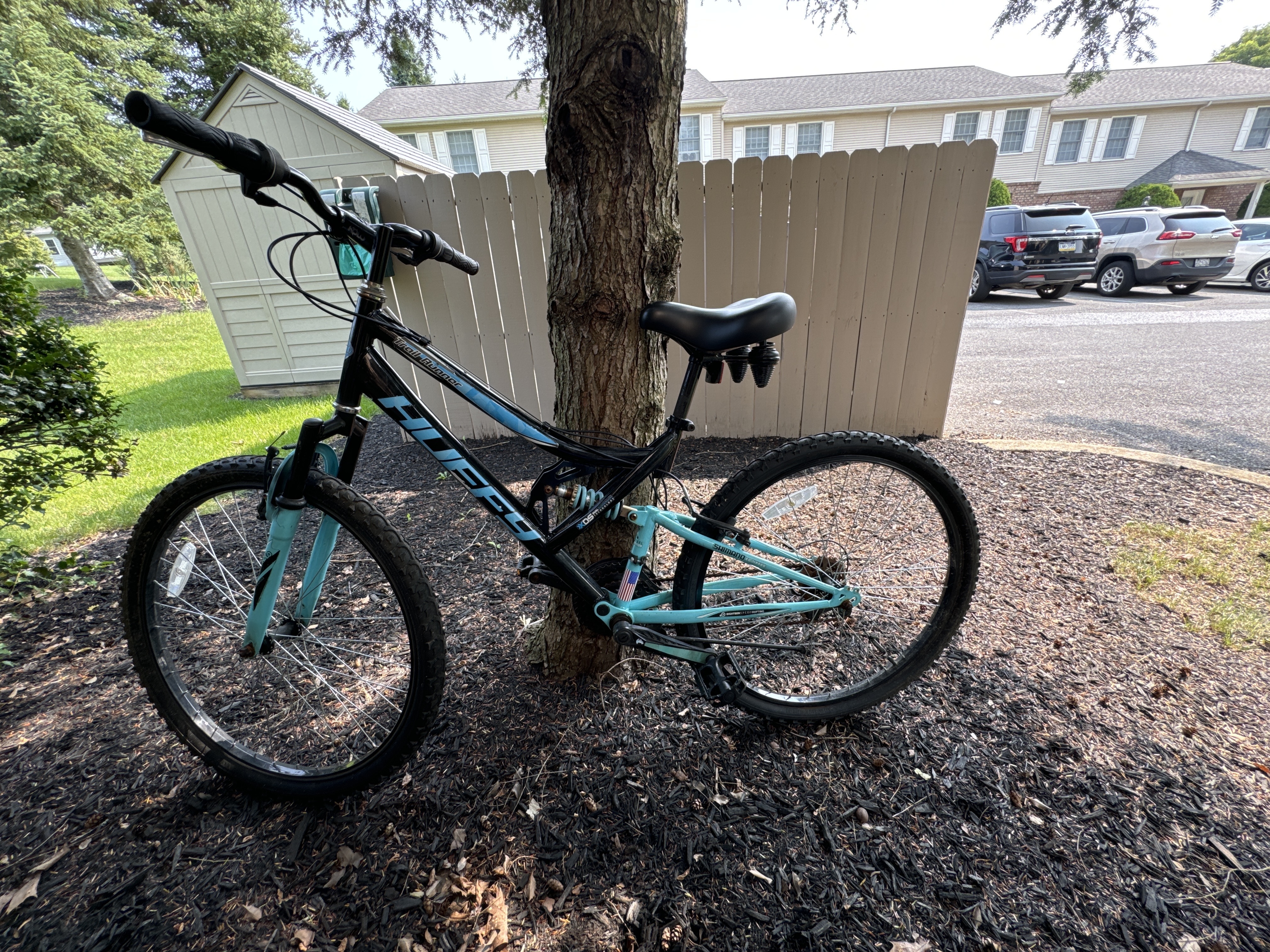 Huffy Trail runner