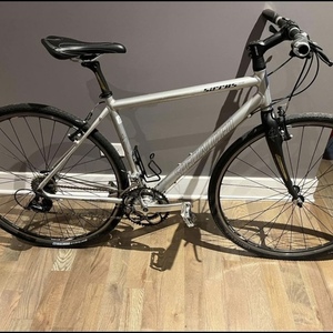 Stolen 2007 Specialized Sirrus Comp