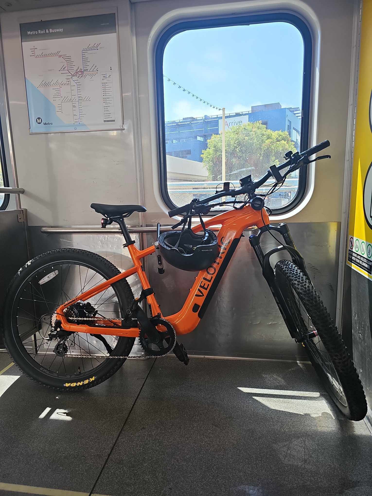 Stolen 2024 Velotric Summit 1