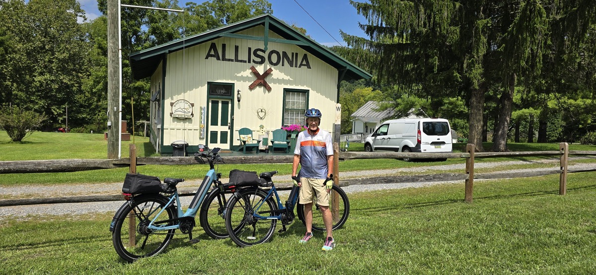 2023 Gazelle ULTIMATE C380 46cm