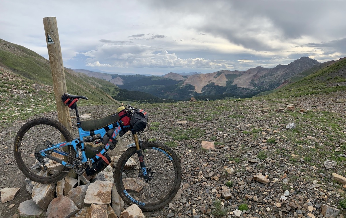 Stolen 2017 Pivot Switchblade