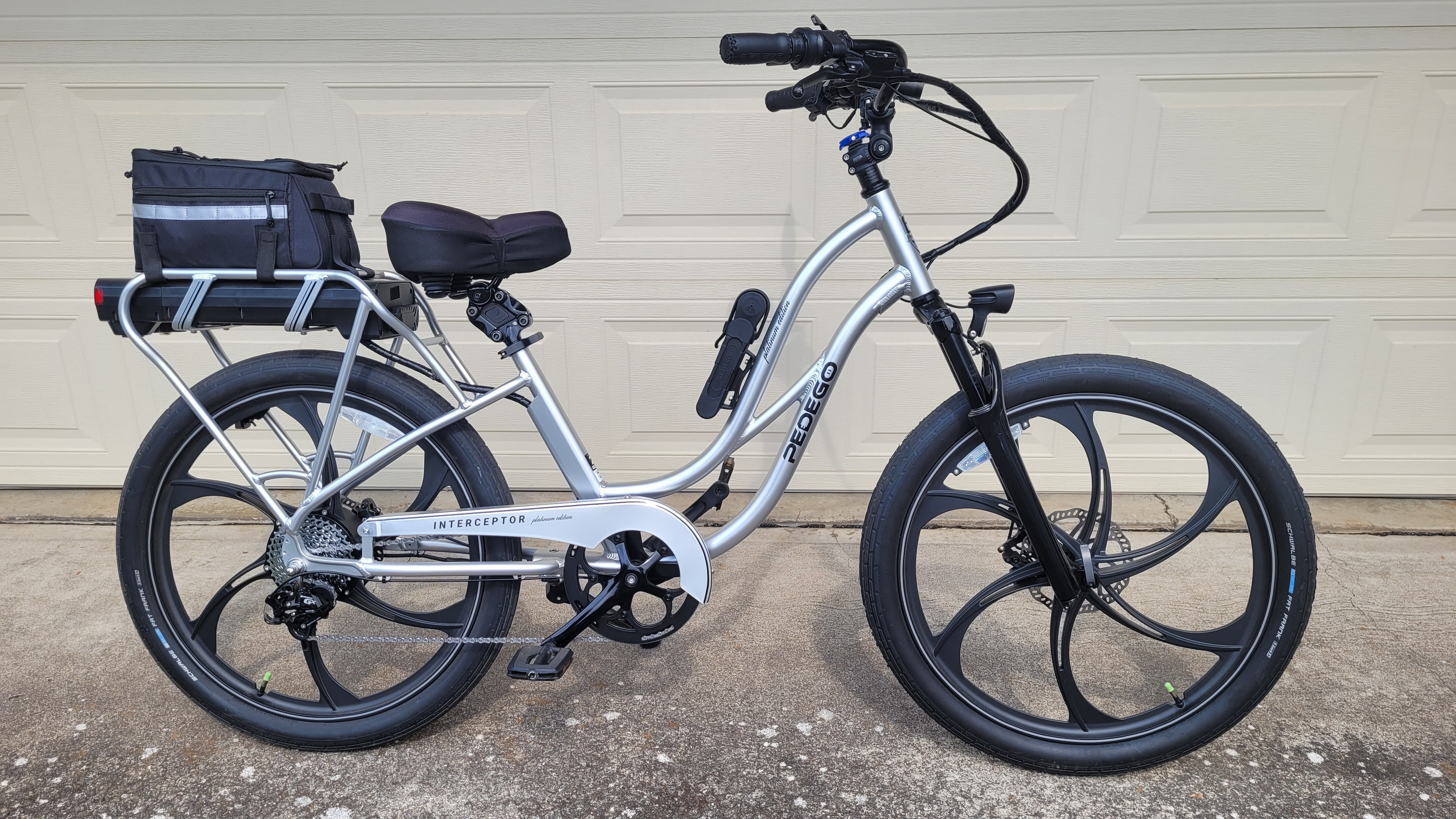 2024 Pedego Interceptor 26" Step Through