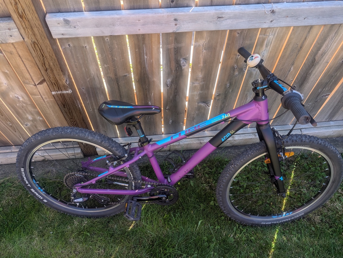 2022 Cube 240 Acid SL