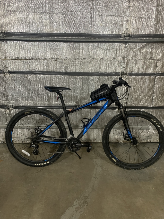 2019 Northrock XC27