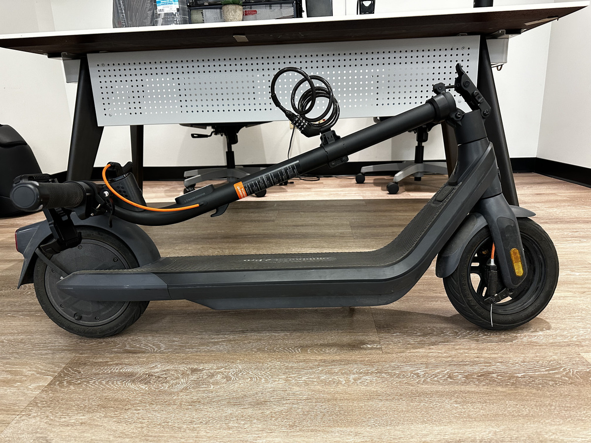 2024 Segway Ninebot E2 PRO e-scooter