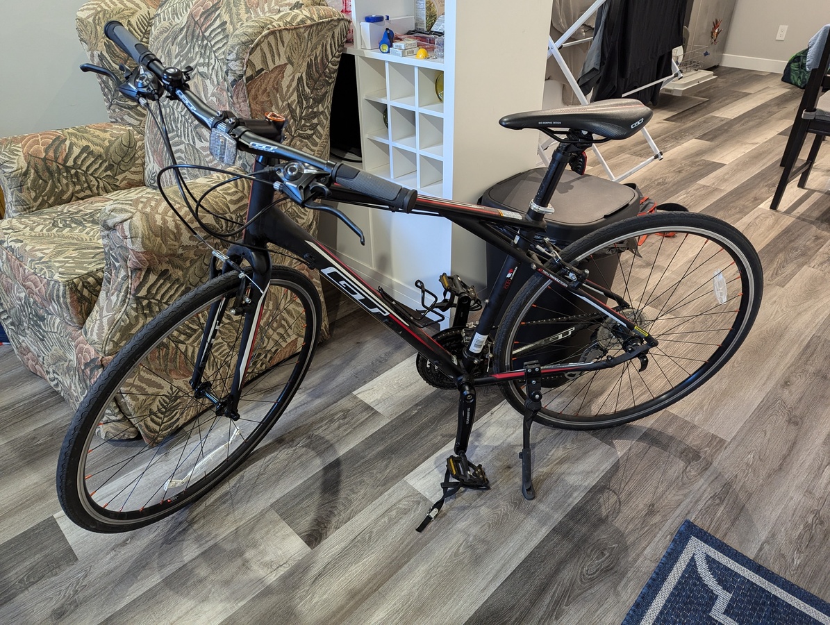 2018 GT Bicycles Vantara Comp