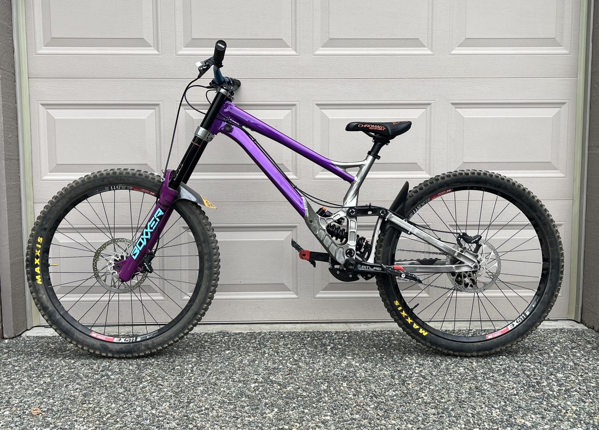 2021 Banshee Bikes Legend