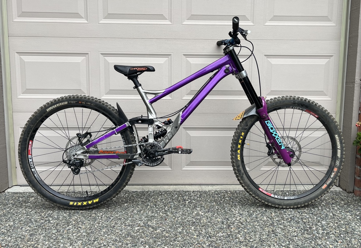 2021 Banshee Bikes Legend
