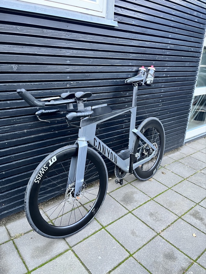 2024 Canyon bicycles Speedmax CF7