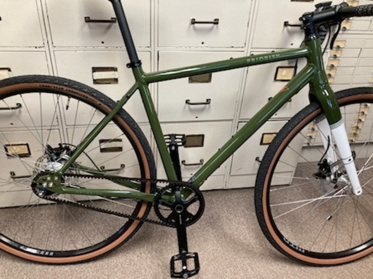 2023 Priority Bicycles Apollo