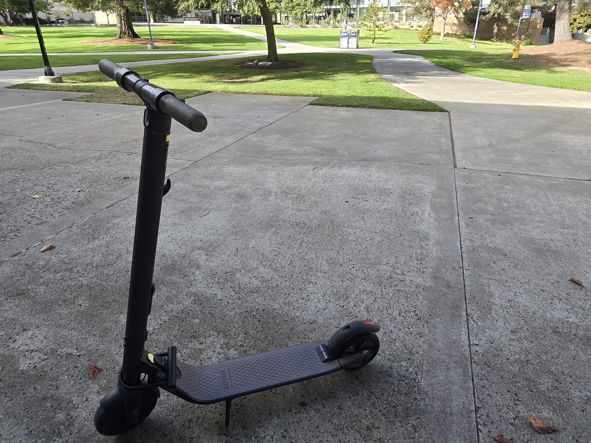 2019 Segway Ninebot ES2 e-scooter