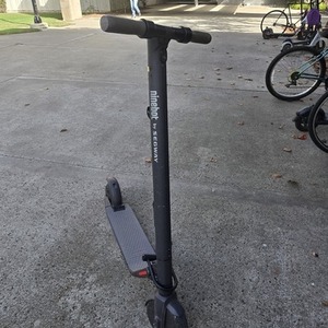 2019 Segway Ninebot ES2 e-scooter