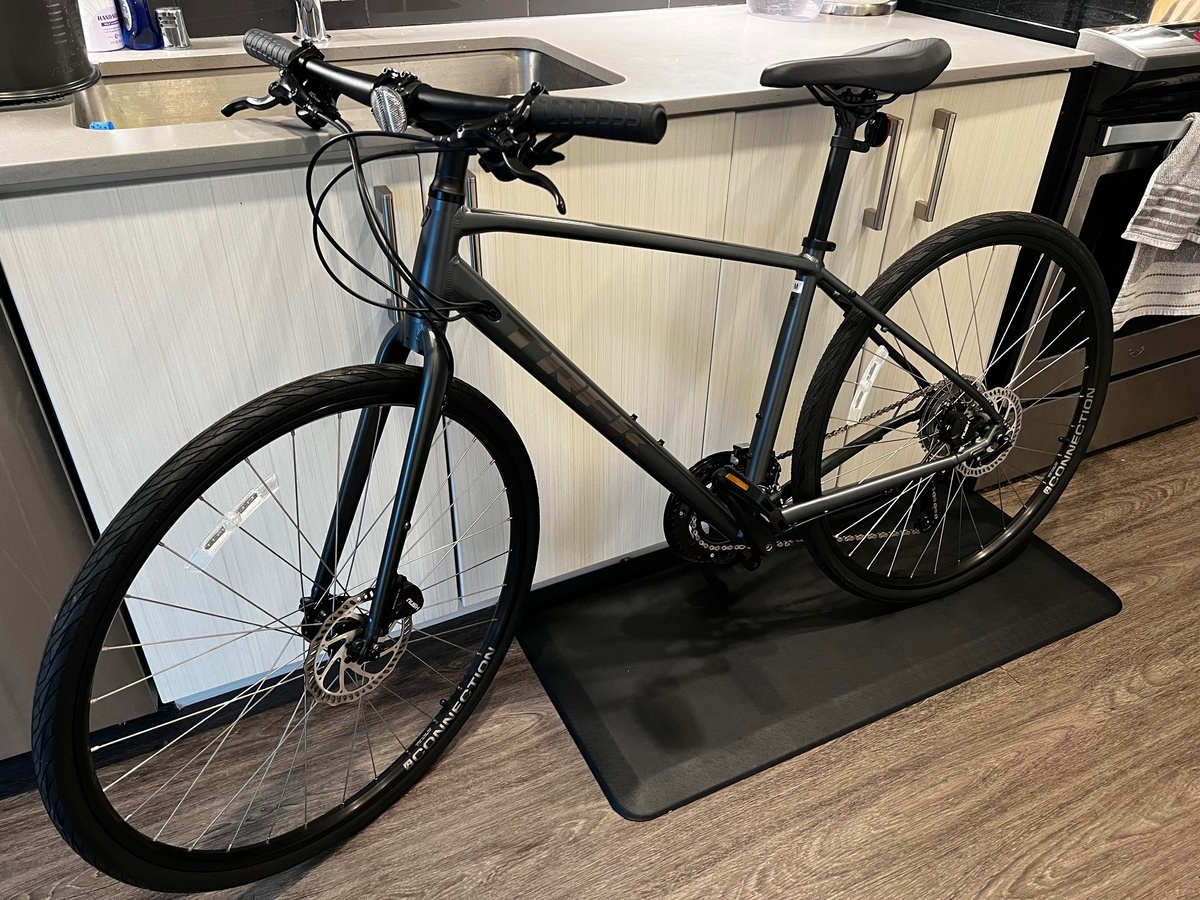 2022 Trek FX 2 DISC