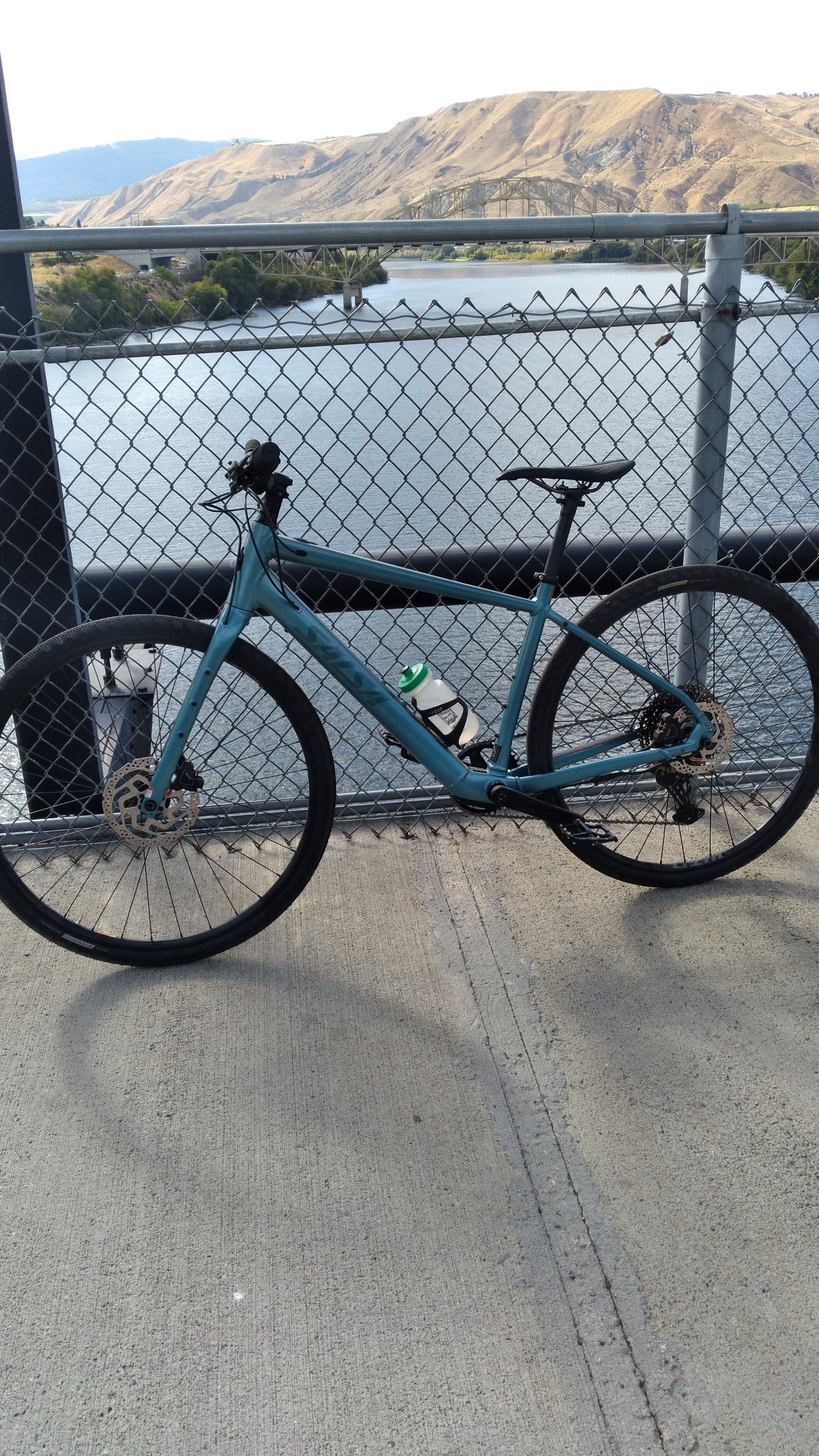 2023 Salsa Confluence