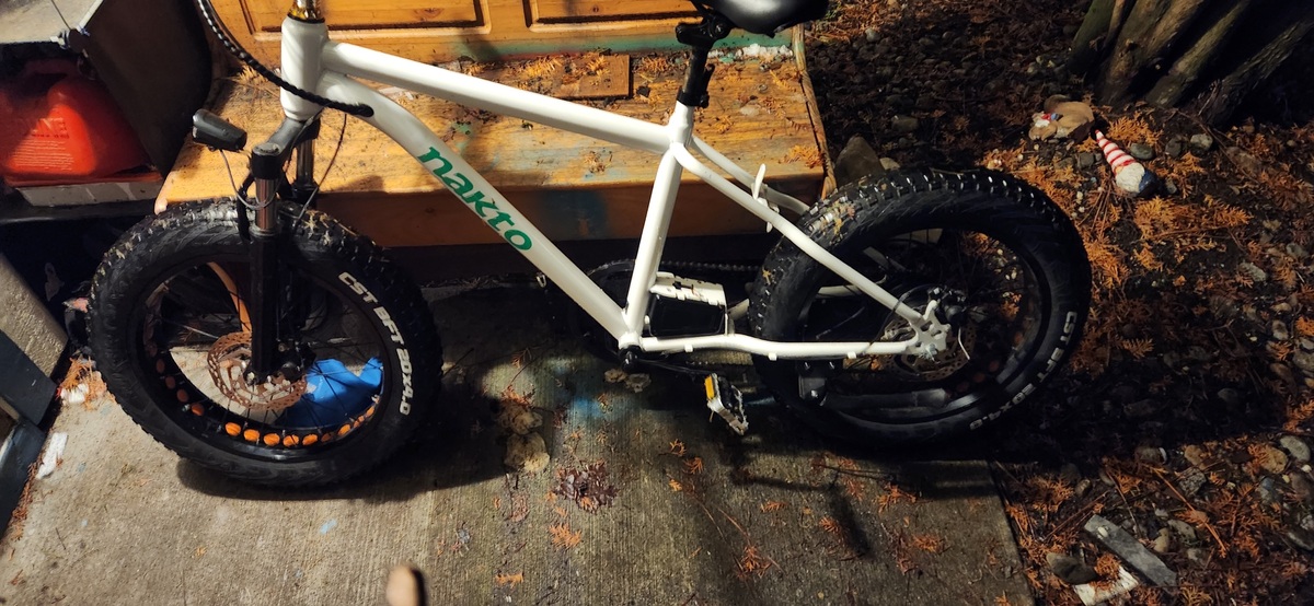 Nakto Mini cruiser 20"