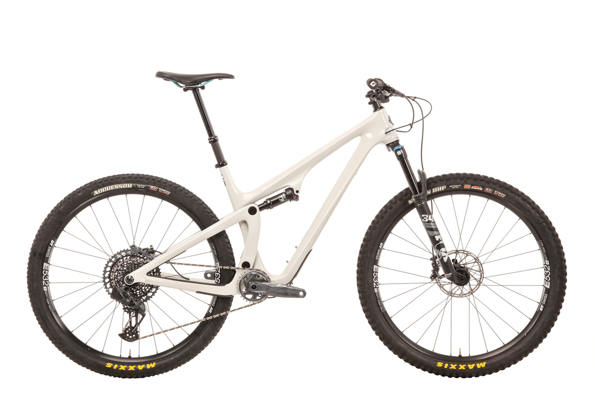2021 Yeti SB115