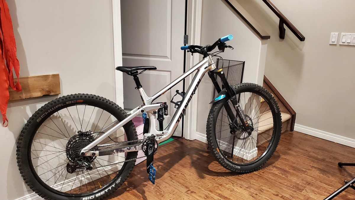 2022 Transition Bikes Spire