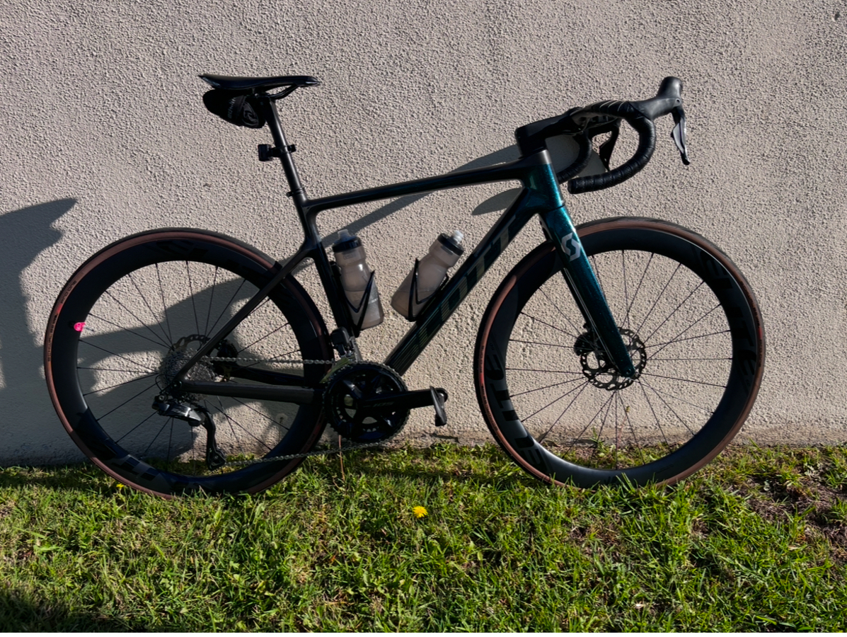 2023 SCOTT Addict 20