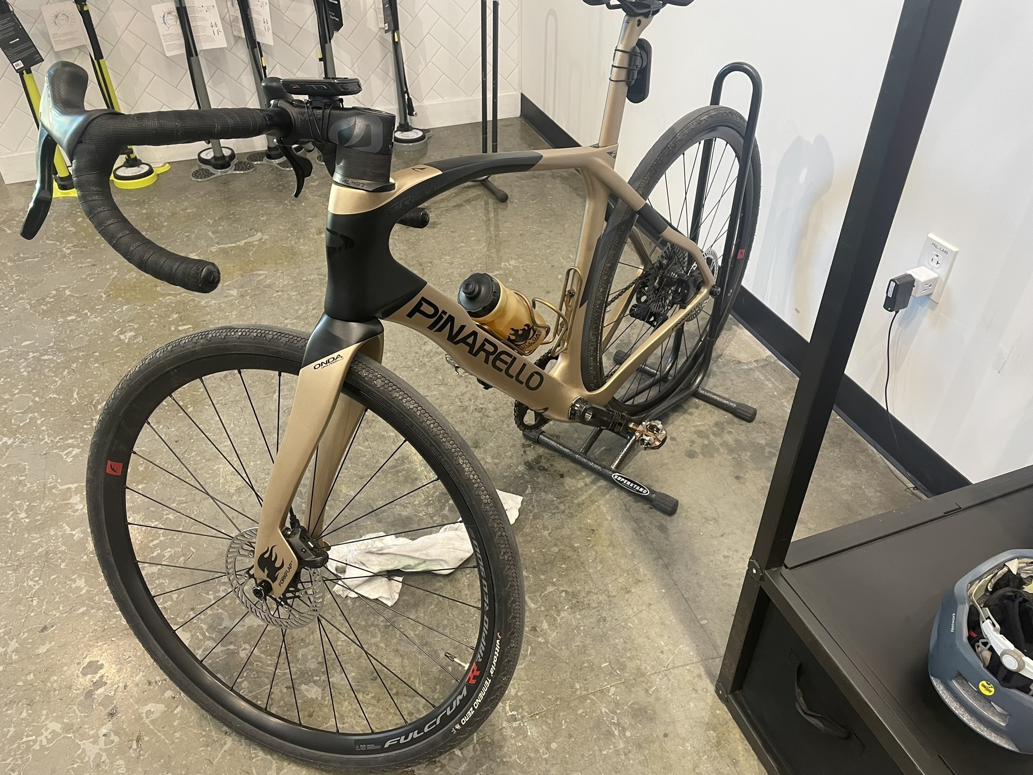 2023 Pinarello Grevil F