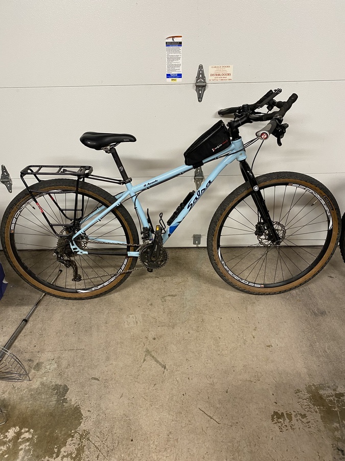 2016 Salsa El Mariachi