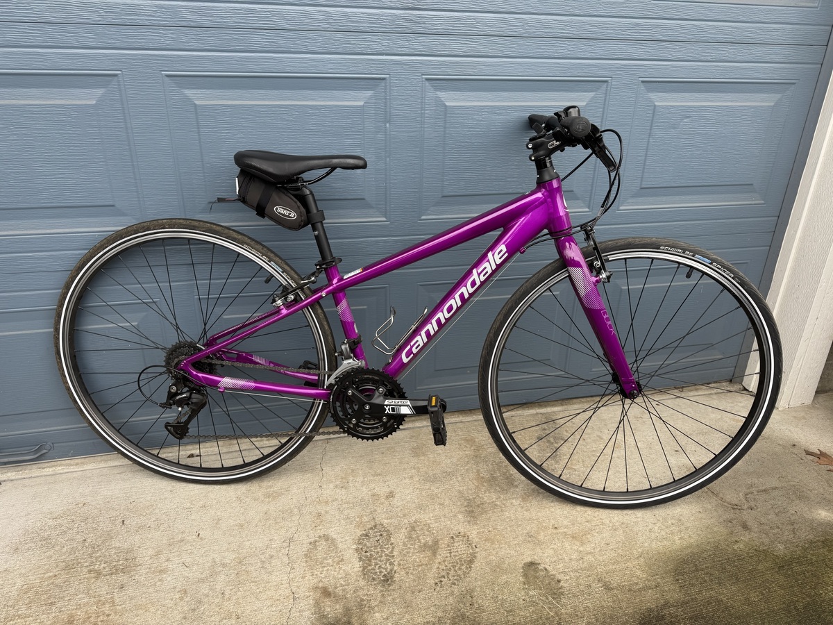 2018 Cannondale Quick 6 Women’s Hybrid Bike