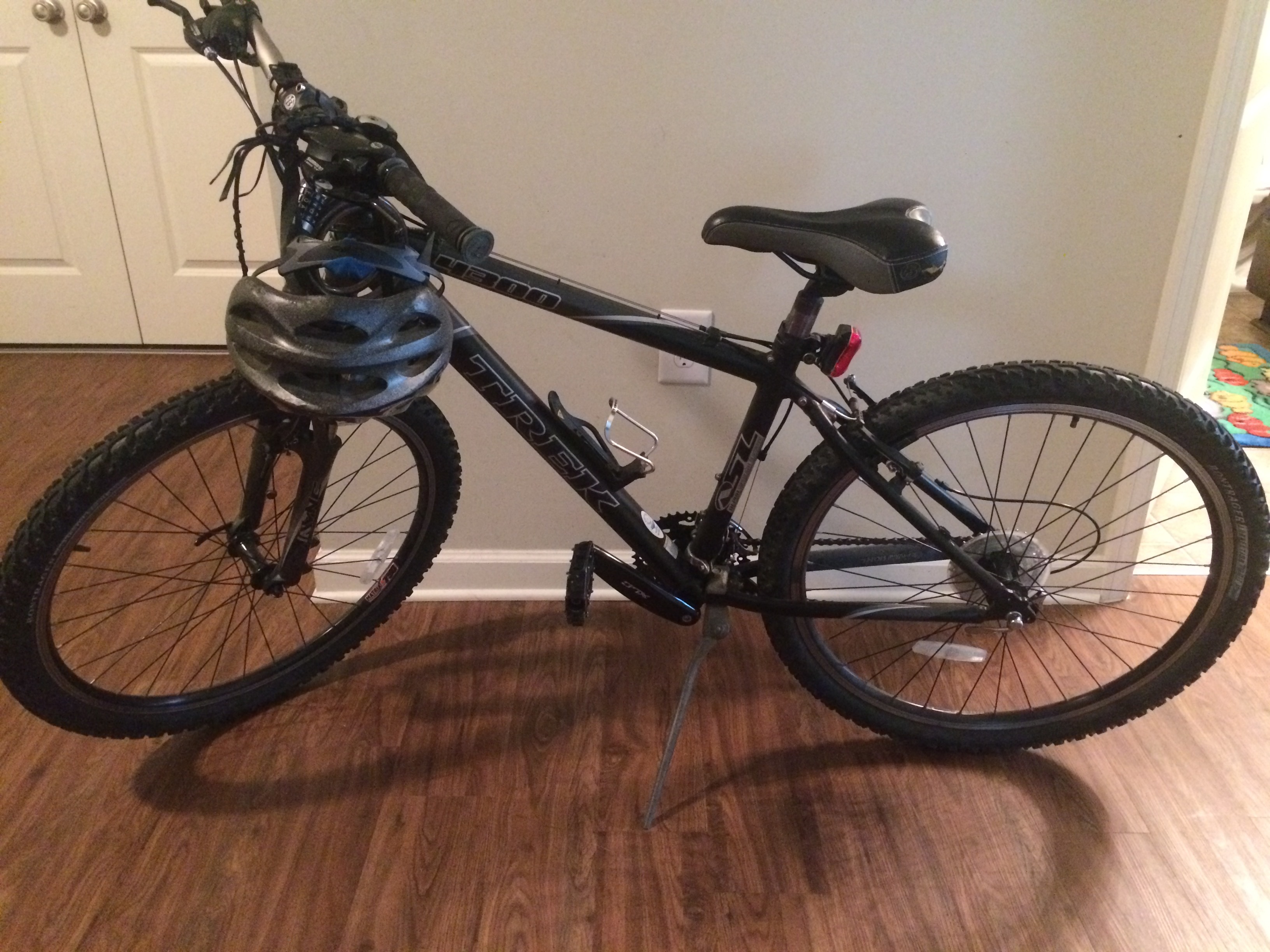 Stolen 2004 Trek 4300