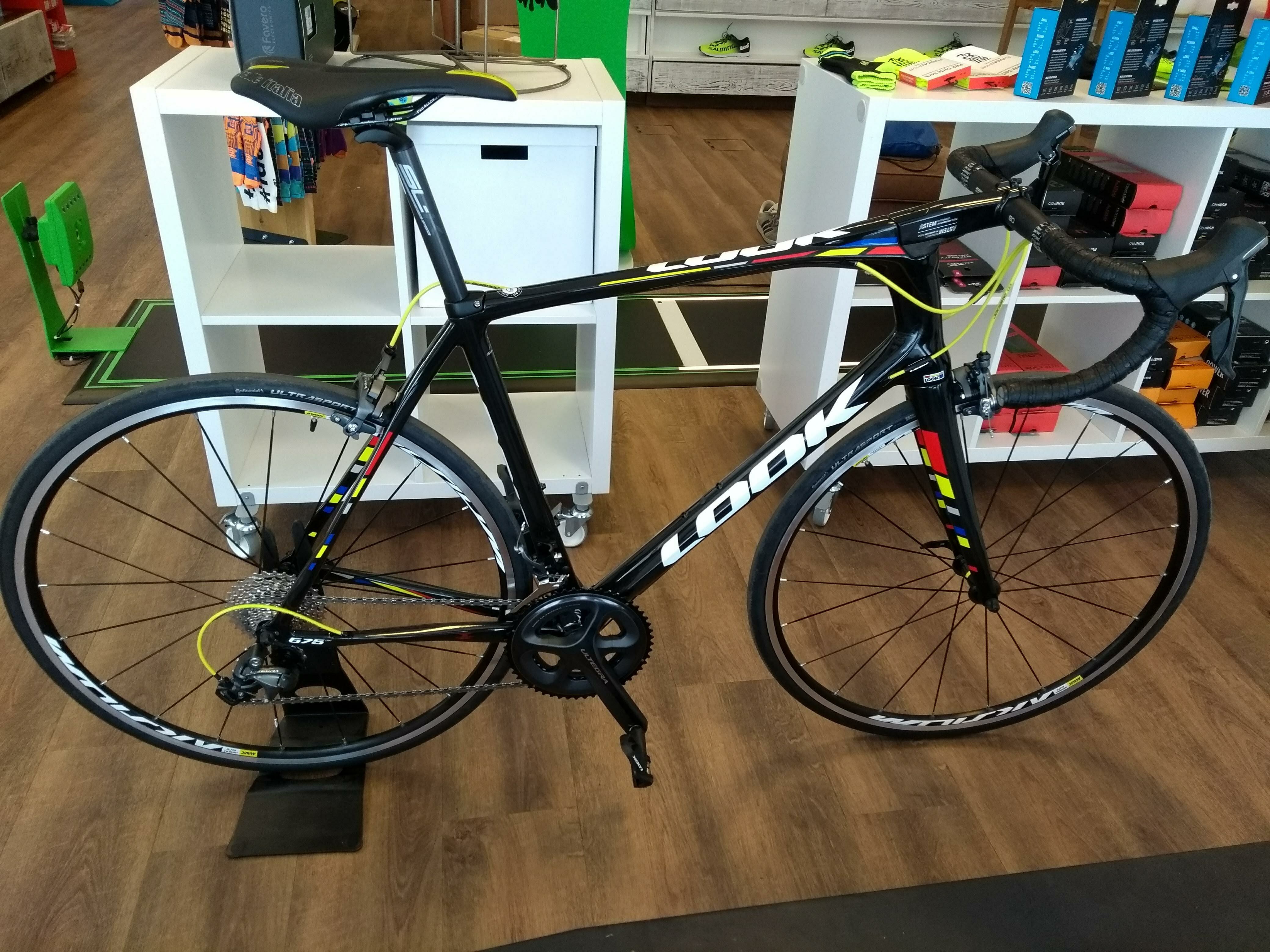Stolen 2018 Look LOOK 675 Light UD Ultegra CP Aksium P...