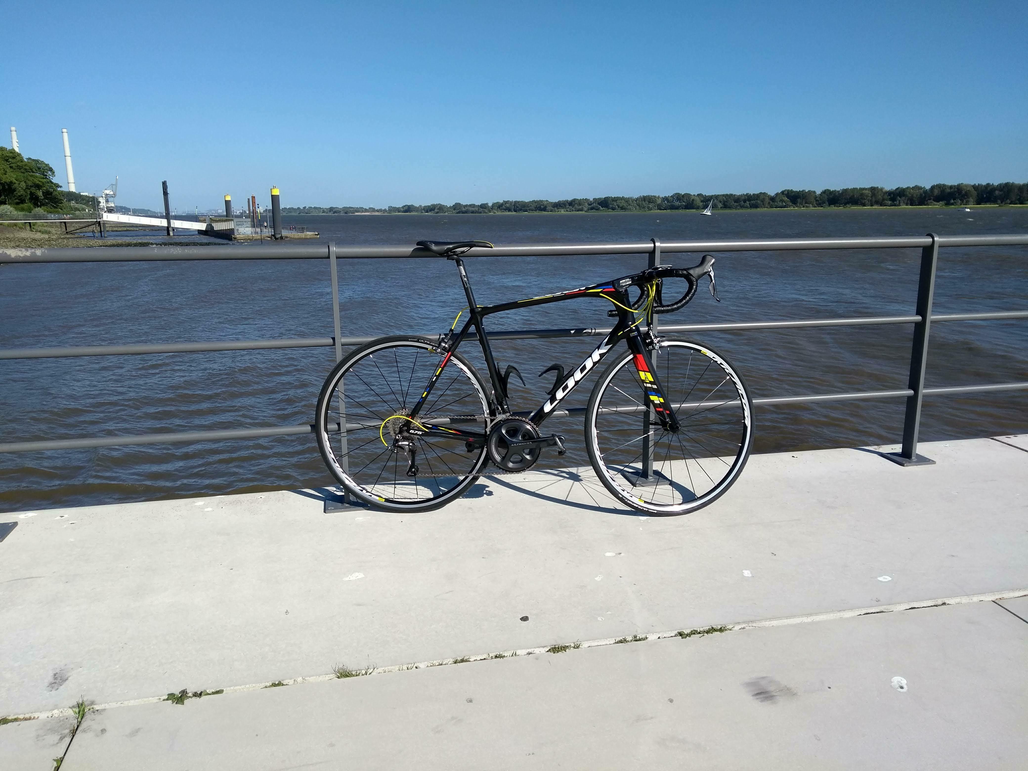 Stolen 2018 Look LOOK 675 Light UD Ultegra CP Aksium P...