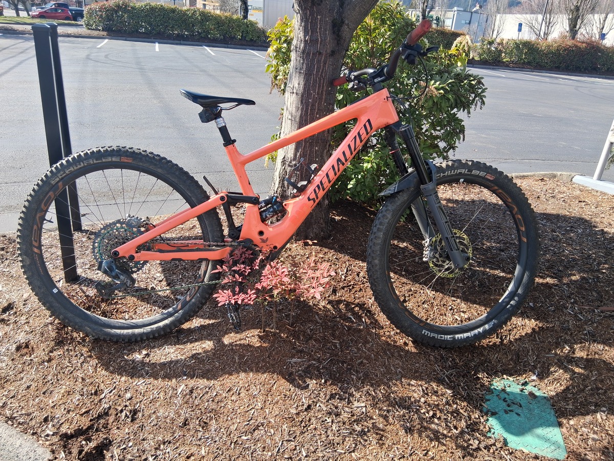 2021 Specialized KENEVO SL