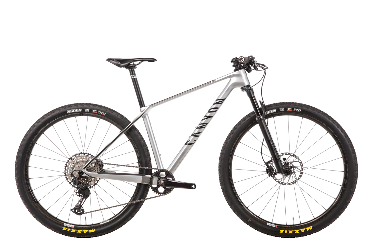 2021 Canyon bicycles Exceed CF 8