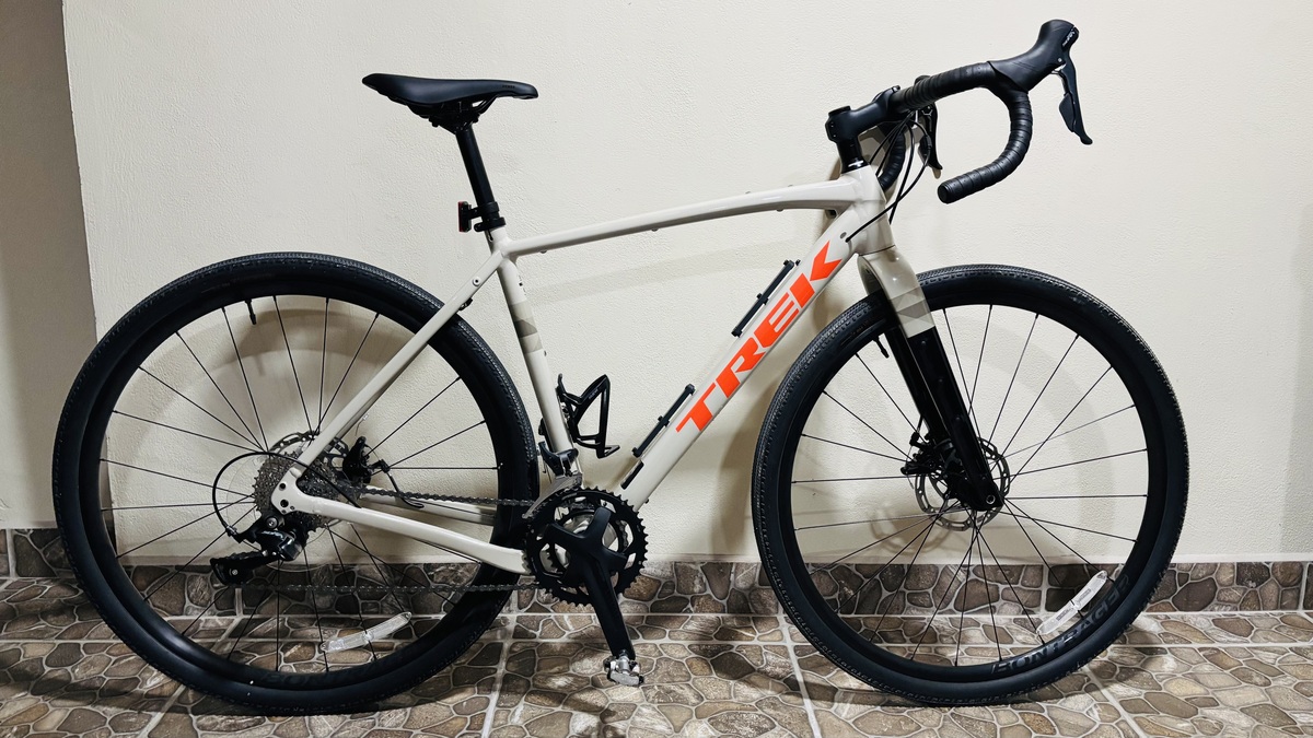 Trek ALR 3 BUFF BEIGE CHECKPOINT