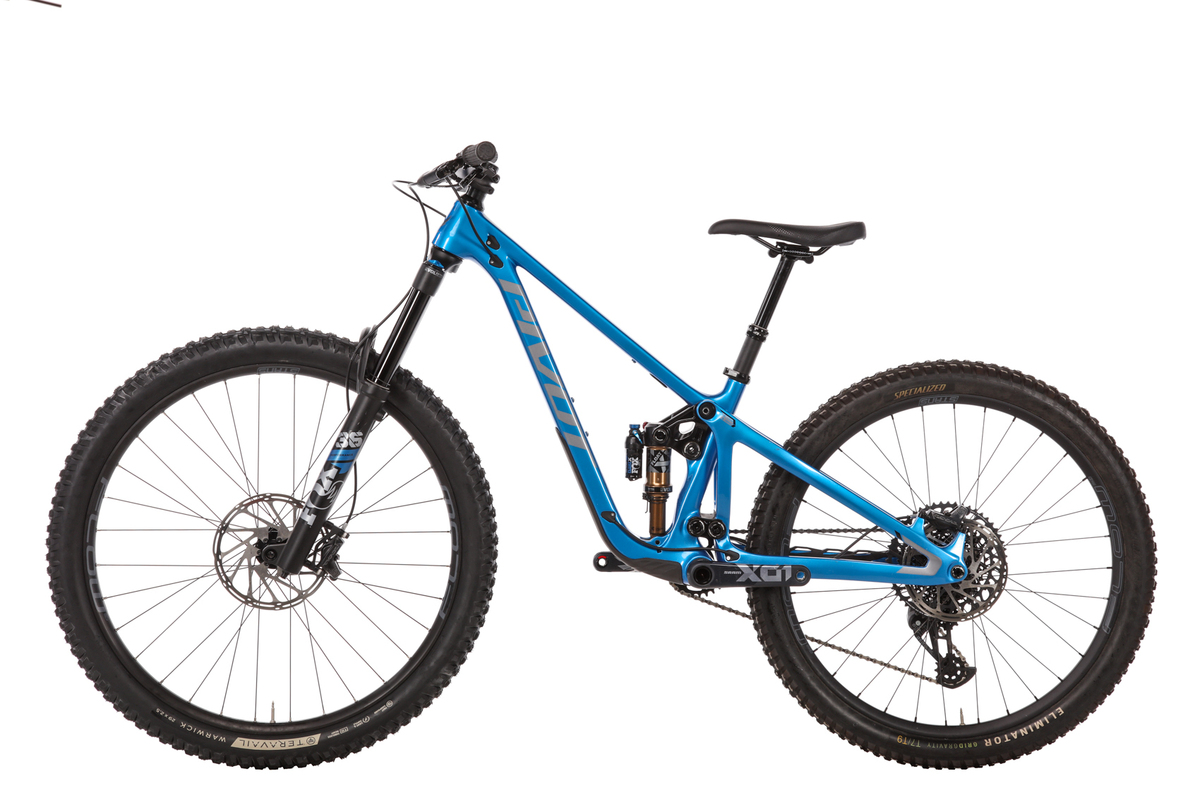 2023 Pivot Switchblade