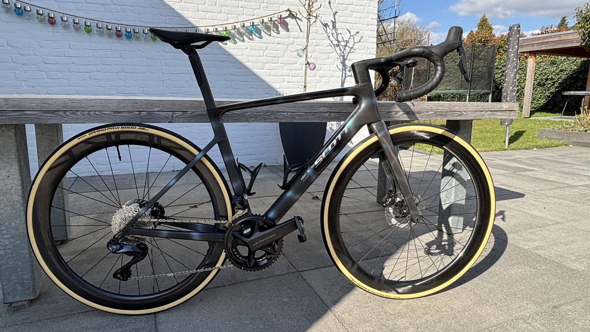 2025 SCOTT Addict RC10