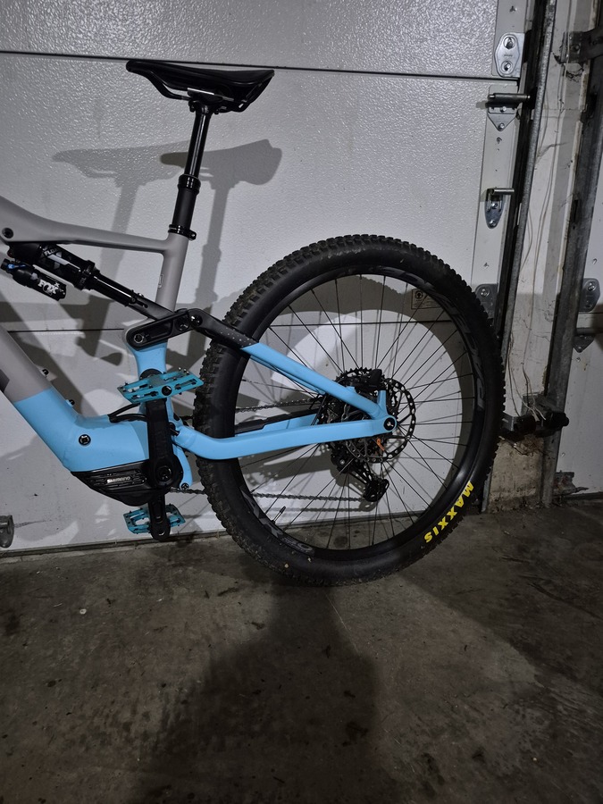 2022 Orbea Rise H15 (20 mph)