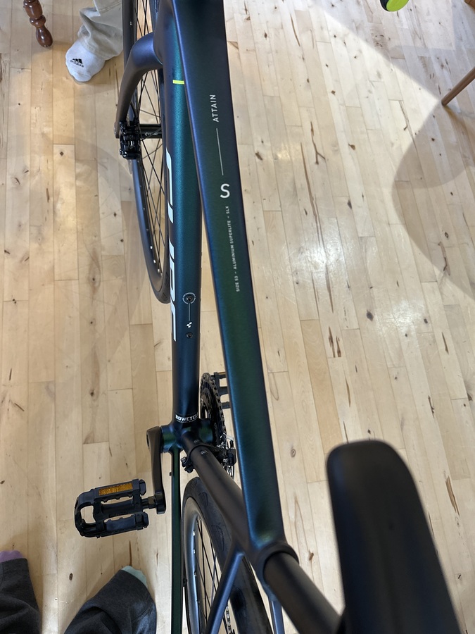 2025 Cube Attain SLX