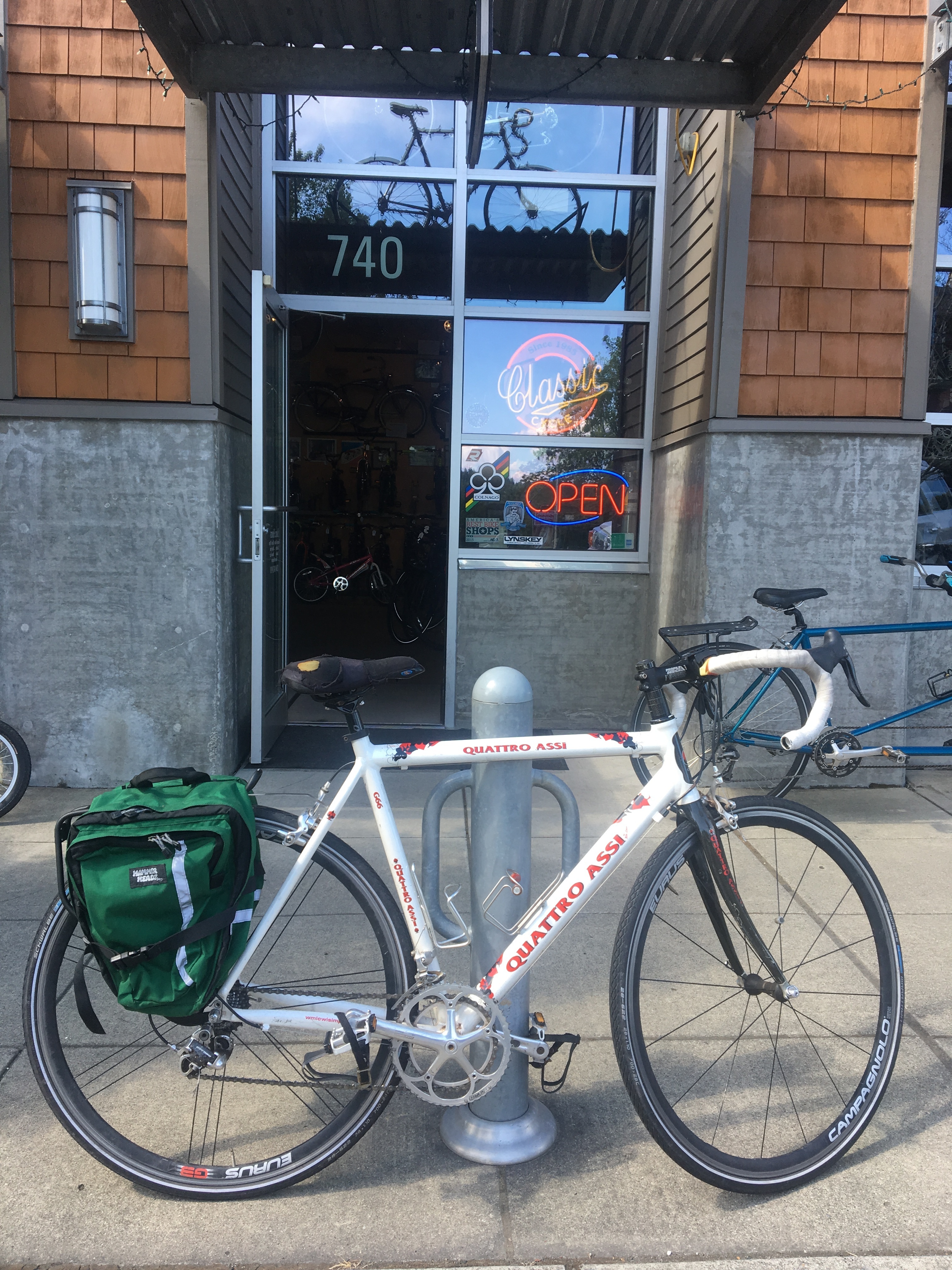 Stolen Custom Build Quattro Assi