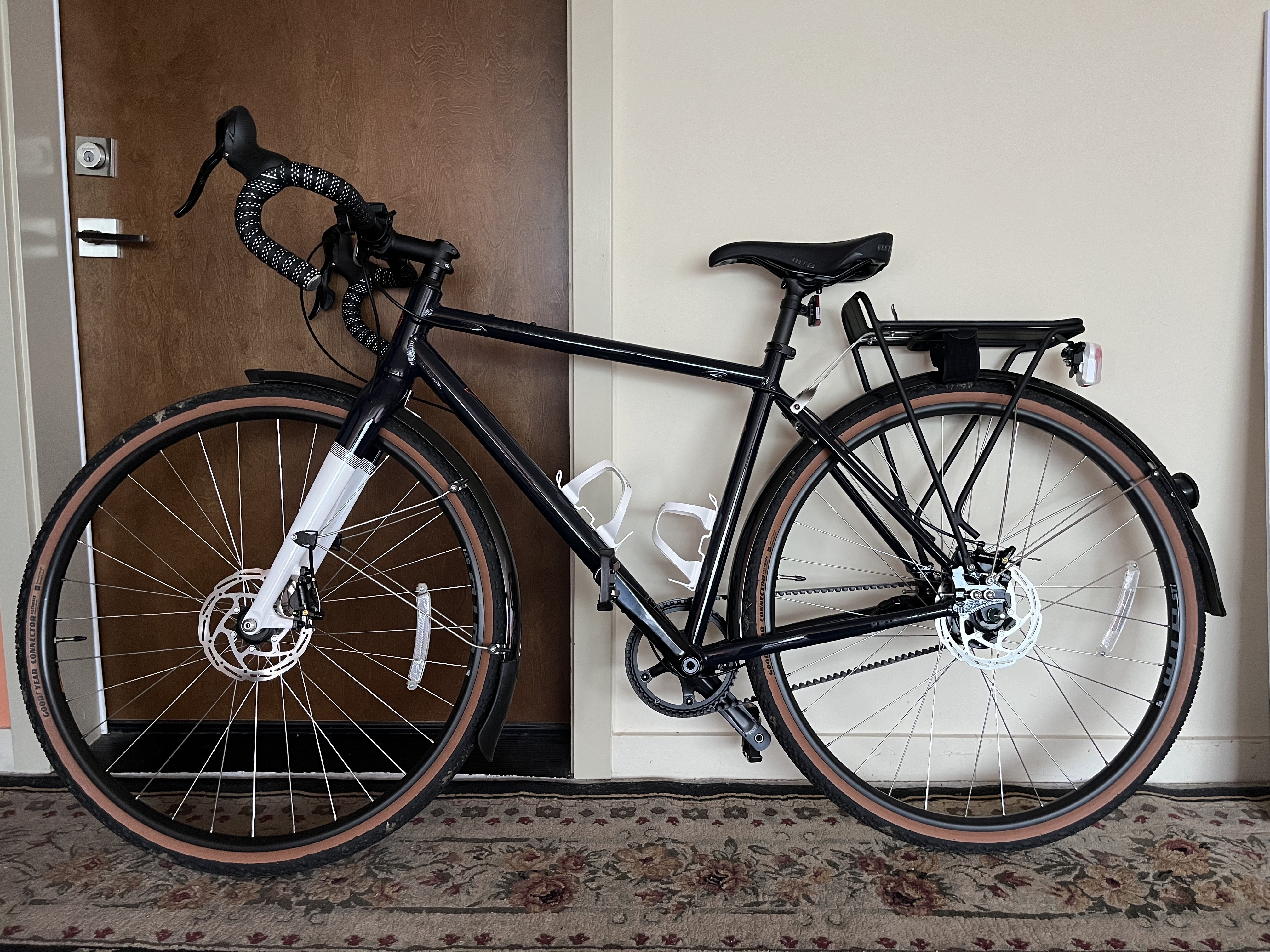2022 Priority Bicycles Apollo