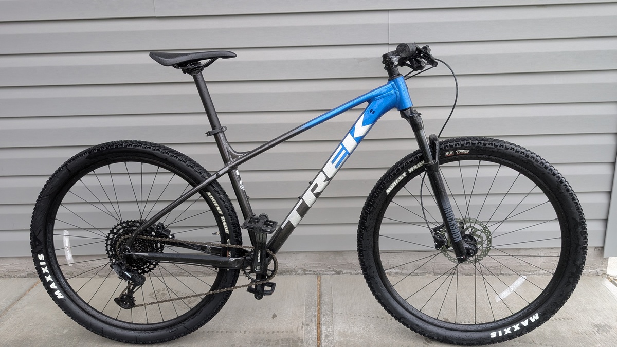 2022 Trek Marlin 8