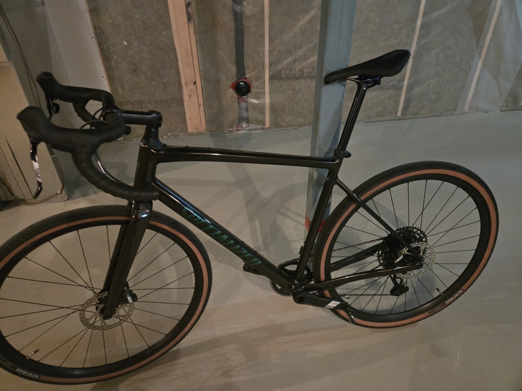 2025 Specialized Diverge Comp E5 Gravel Bike
