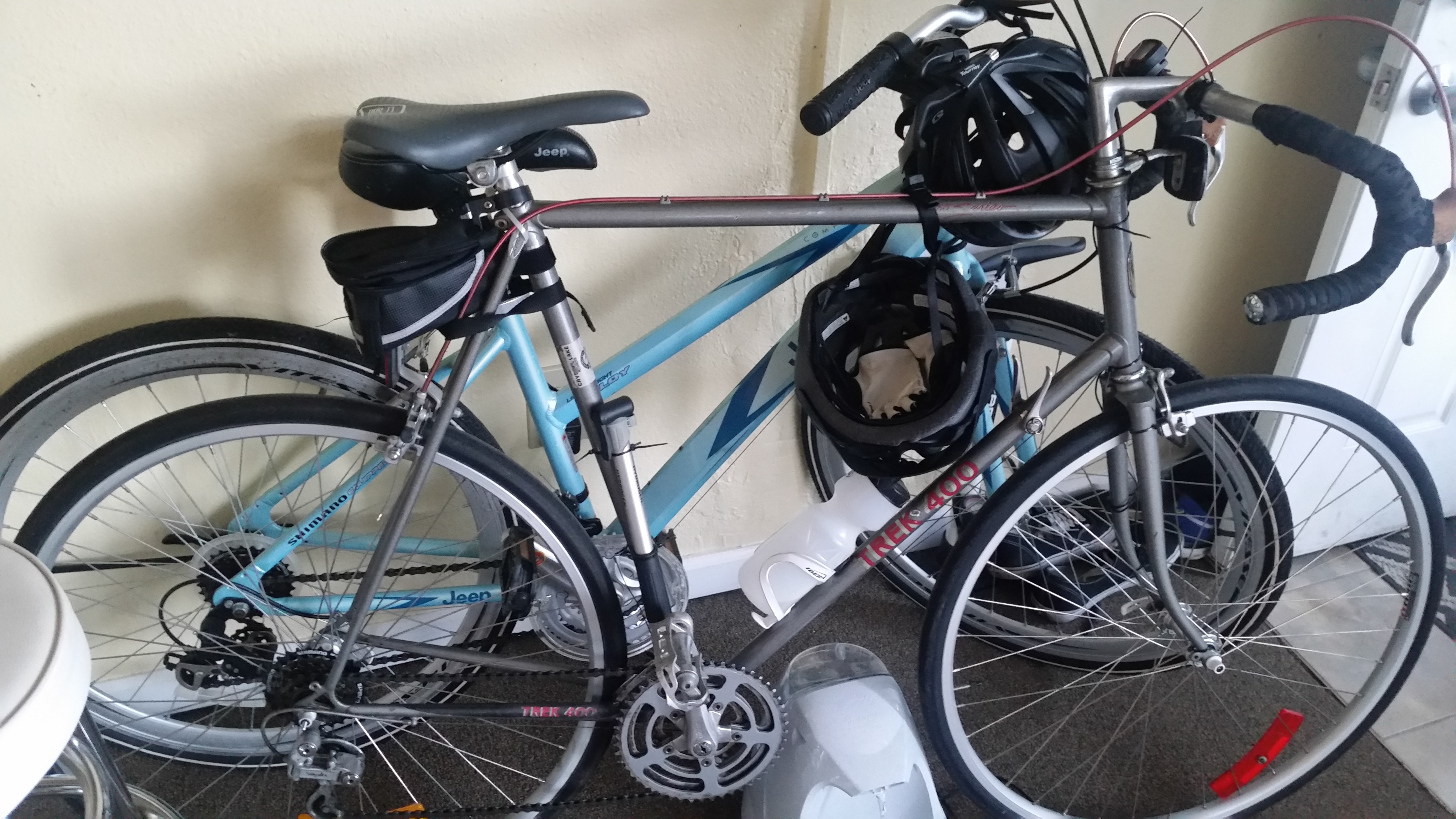 Trek 400