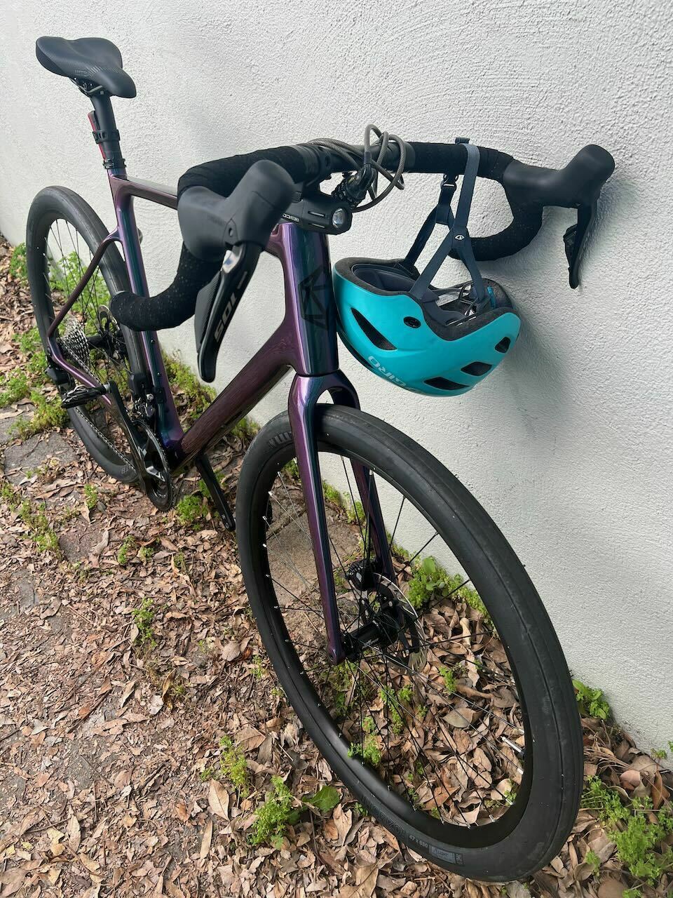 Stolen 2025 Custom Carbonda Shimano 105 Di2 2x12sp Carbonda CFR505-SL 57cm